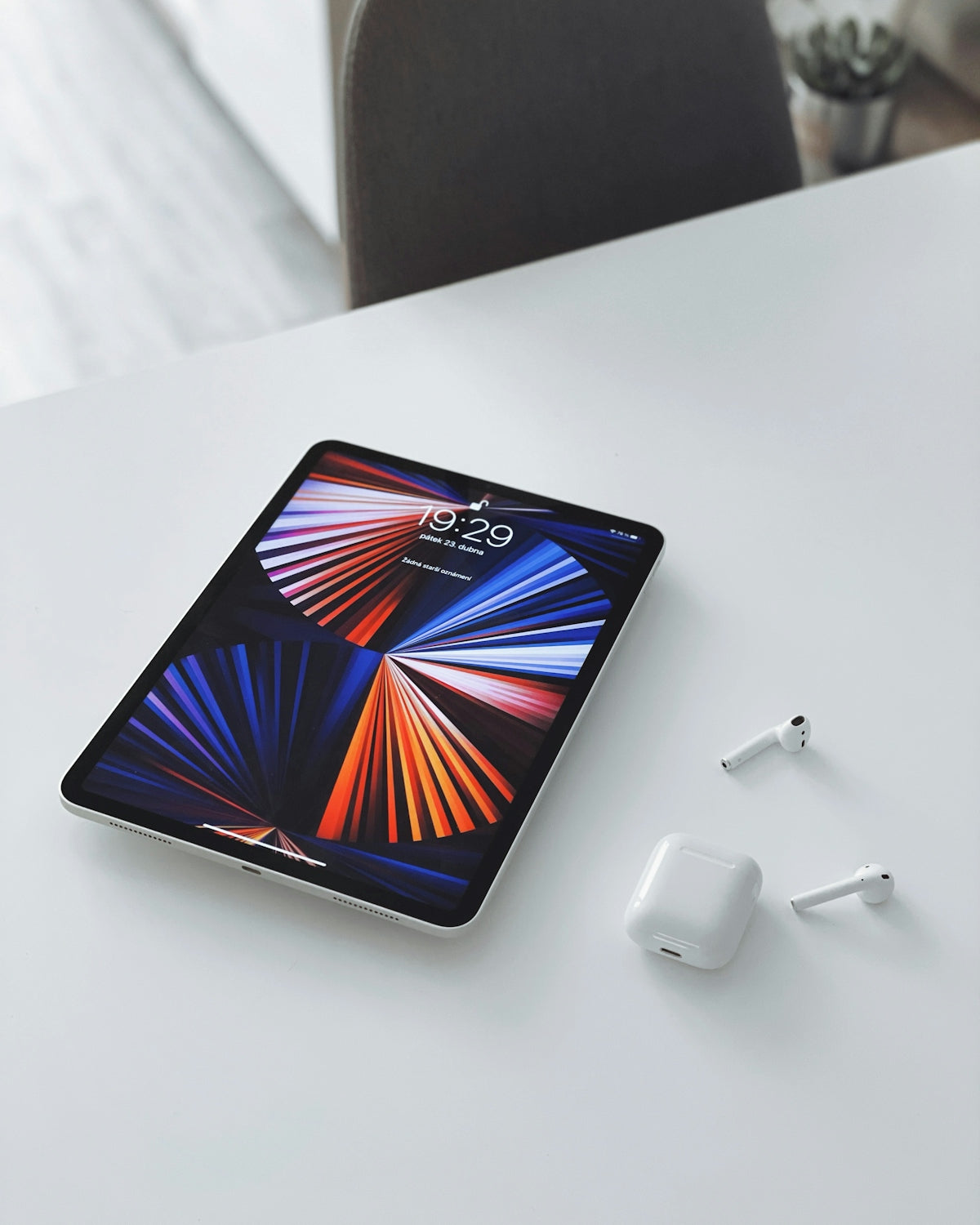Explora las Innovaciones del iPad Air 13 (7ª Gen 2025) Frente al iPad ...